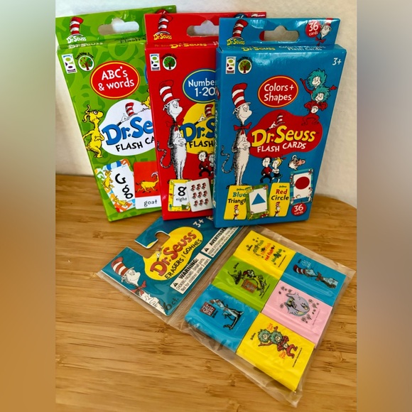 Dr. Seuss | Other | Dr Seuss Flash Card Sets Dr Seuss Character Themed ...